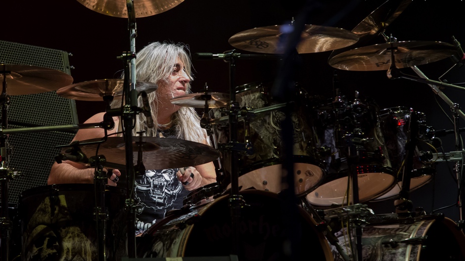 MIKKEY DEE On LEX LEGION - "There's No Egos In This Band, No Rock Star ...
